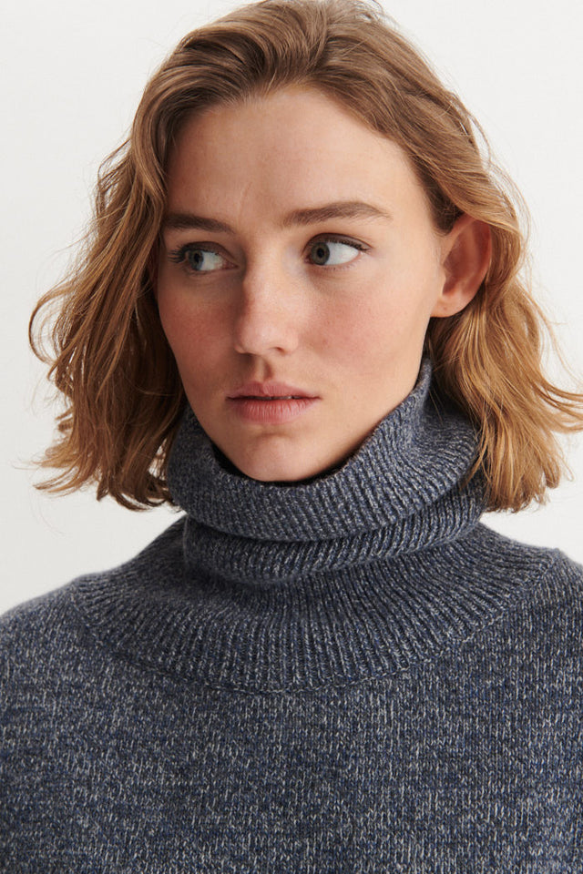 Randi T-Neck - poppy seed / sky captain